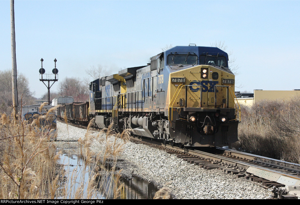 CSX 7878 at Rossville, MD
